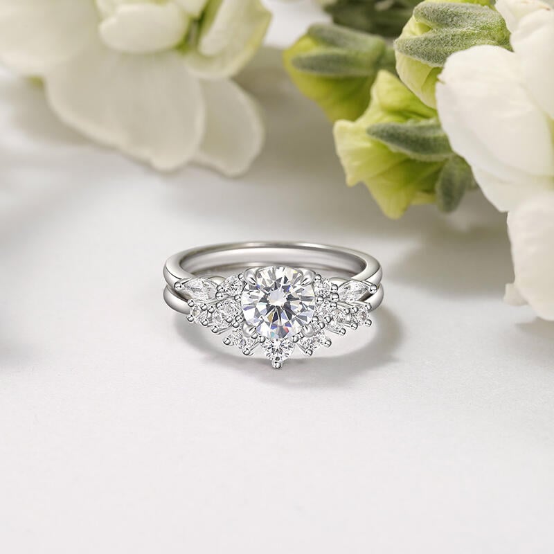 What Is a Cluster Ring? And Is It Right for You? – Jeulia Jewelry